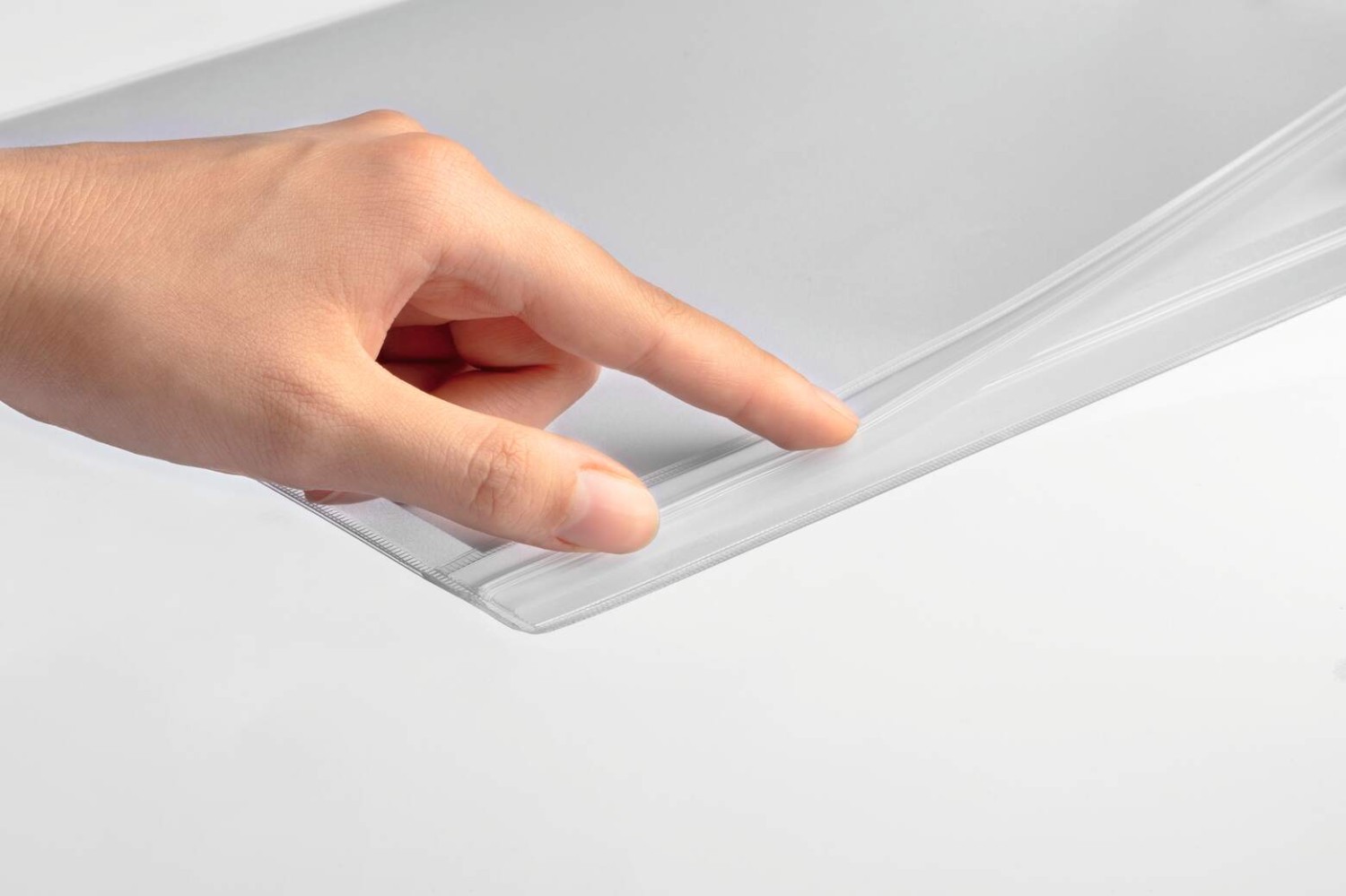 Durable re-sealable A4 magnetic display pouches waterproof x 5