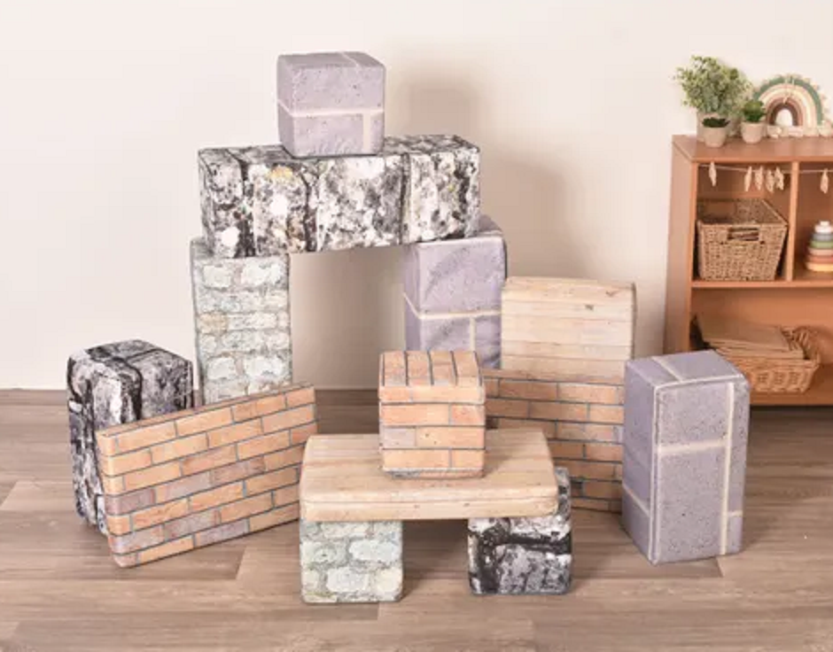 Outdoor/Indoor Building Blocks Set x 15